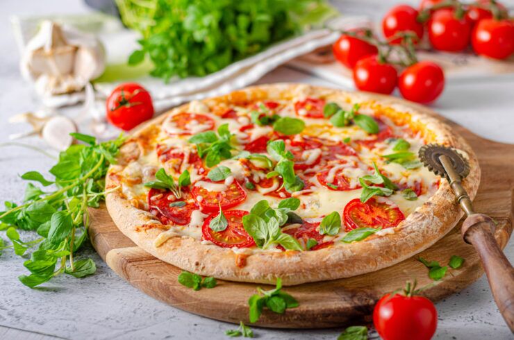 What Herbs Go Well on Pizza? A Guide to Tasty Toppings - Pizzaware