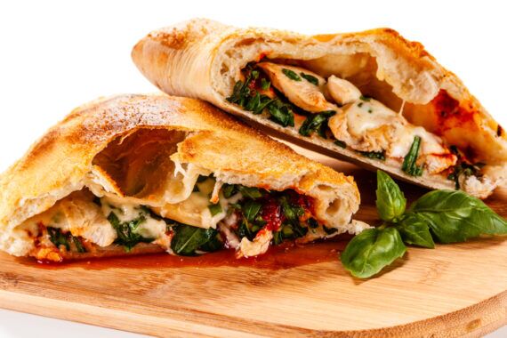 Calzone vs Pizza: A Comparative Analysis of Taste and Texture - Pizzaware